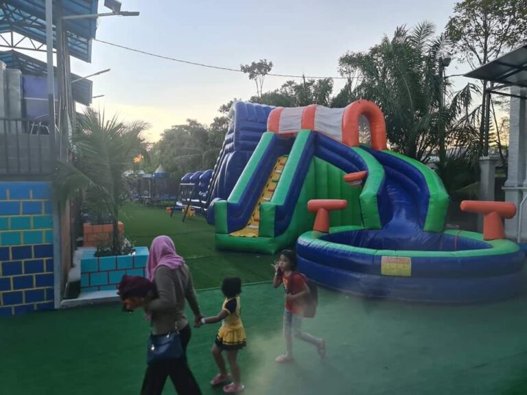 Msekin Wonderland: Time to Get Wet at Sekinchan's First Water Park!